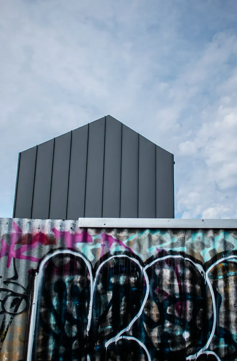 Amess Street features COLORBOND® Matt Steel in Basalt®